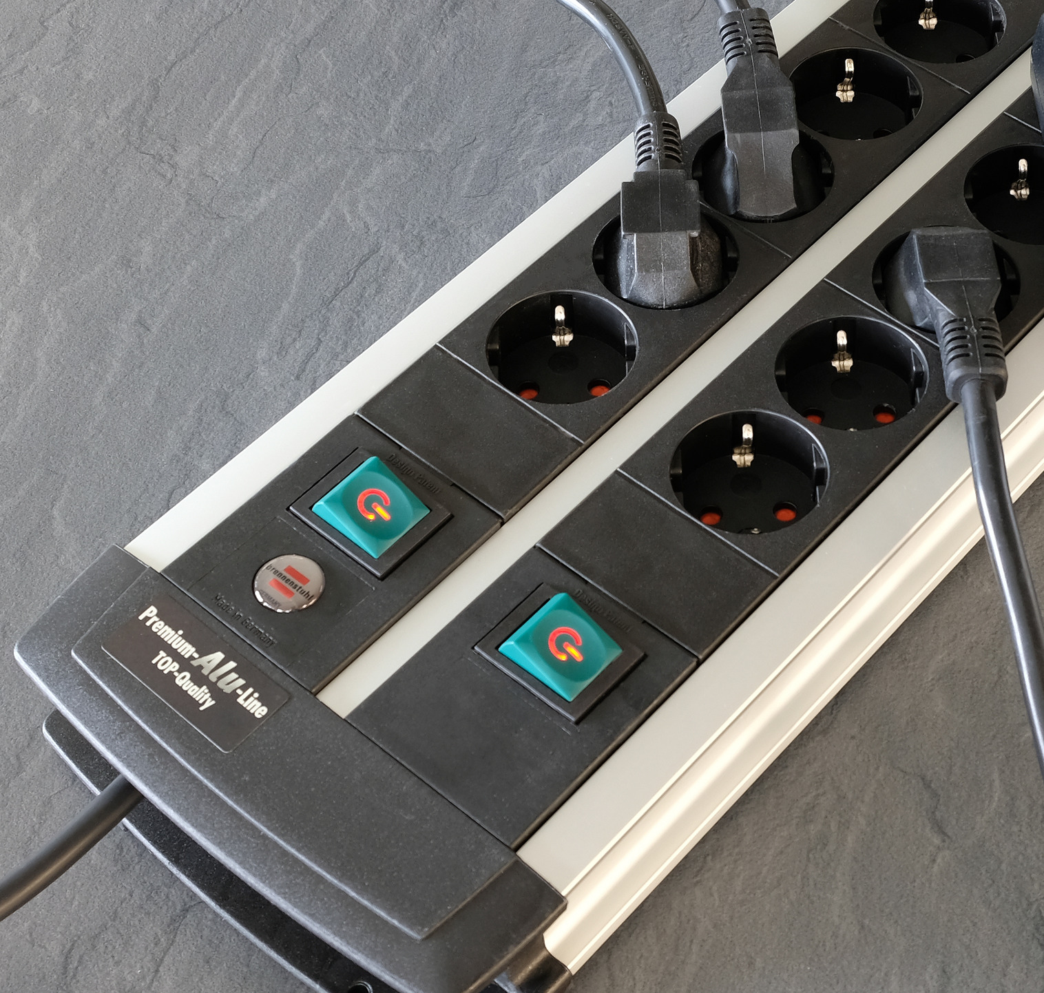 Regleta Premium-Alu-Line técnica 12-tomas Duo negro 3m H05VV-F 3G1,5 interruptor cada 6 tomas ...